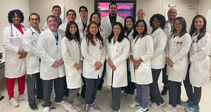 .::Manatí Medical Center » image003::.